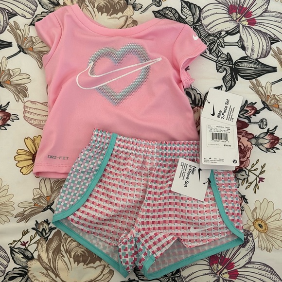 Nike | Matching Sets | Nike Outfit | Poshmark